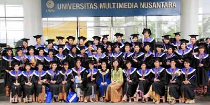 UMN Wisuda 135 Lulusan yang Siap Terjun di Industri Kreatif | Palapa News